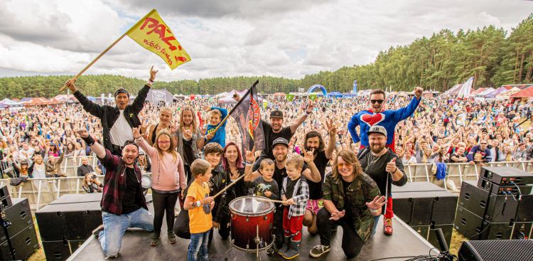 MONETA Money Bank | PÁLÍ! - program prevence a pomoci popáleným dětem